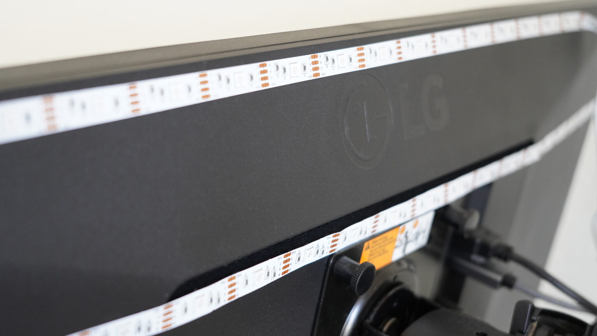 【2024.ver.デスクツアー】ゲームも仕事もかっこよく楽しく効率的に | youlog